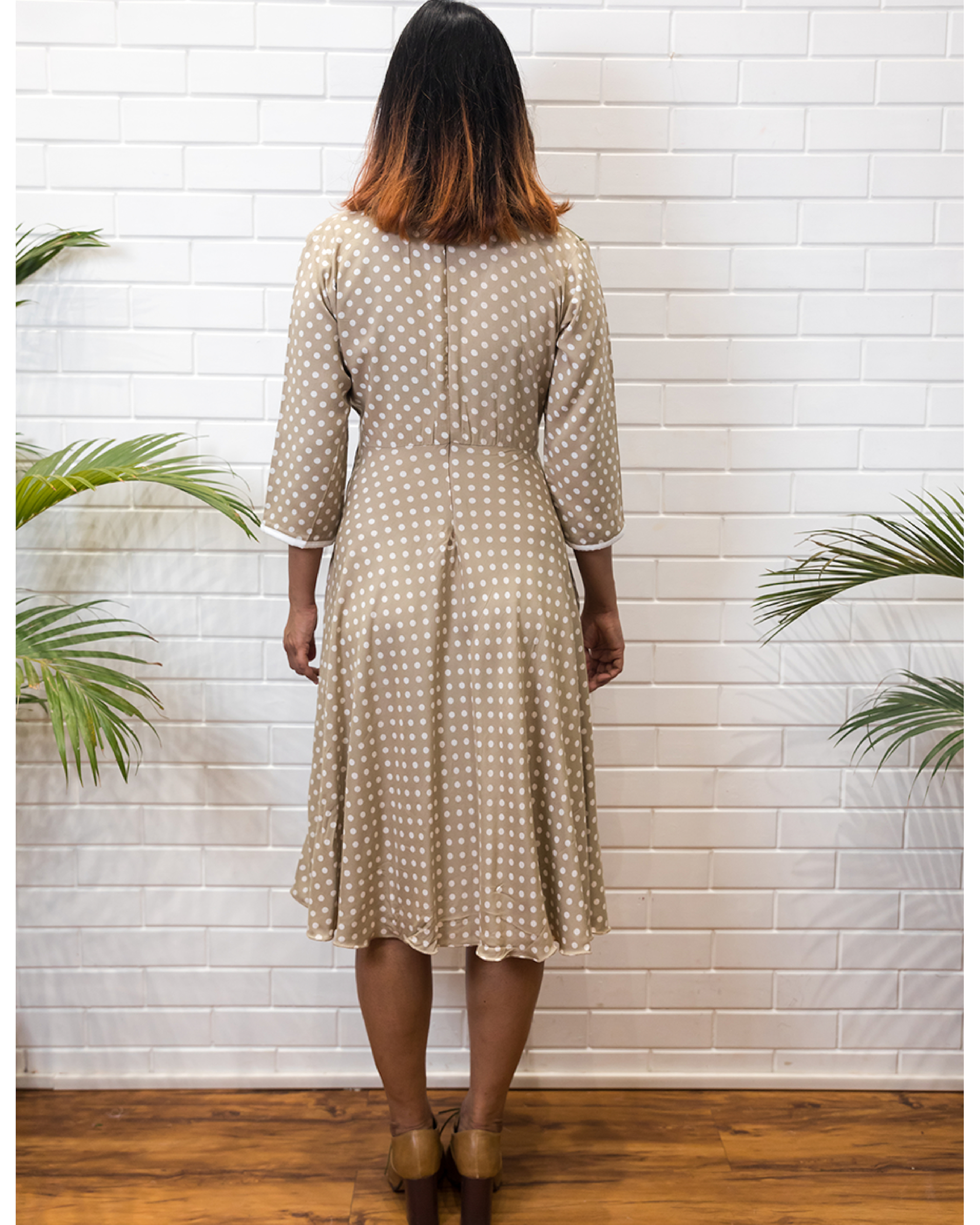 Polka mint dress by Why So Blue | The Secret Label
